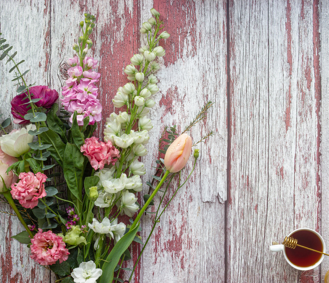 August Birth Flowers: Gladiolus and Poppy – Eternity Flower®